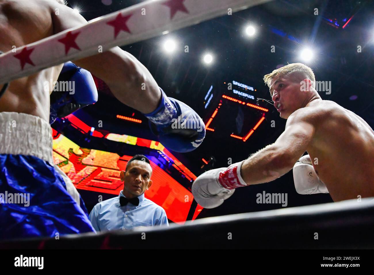 Bangkok, Thailand. 25th Jan, 2024. Russian professional boxer and ...