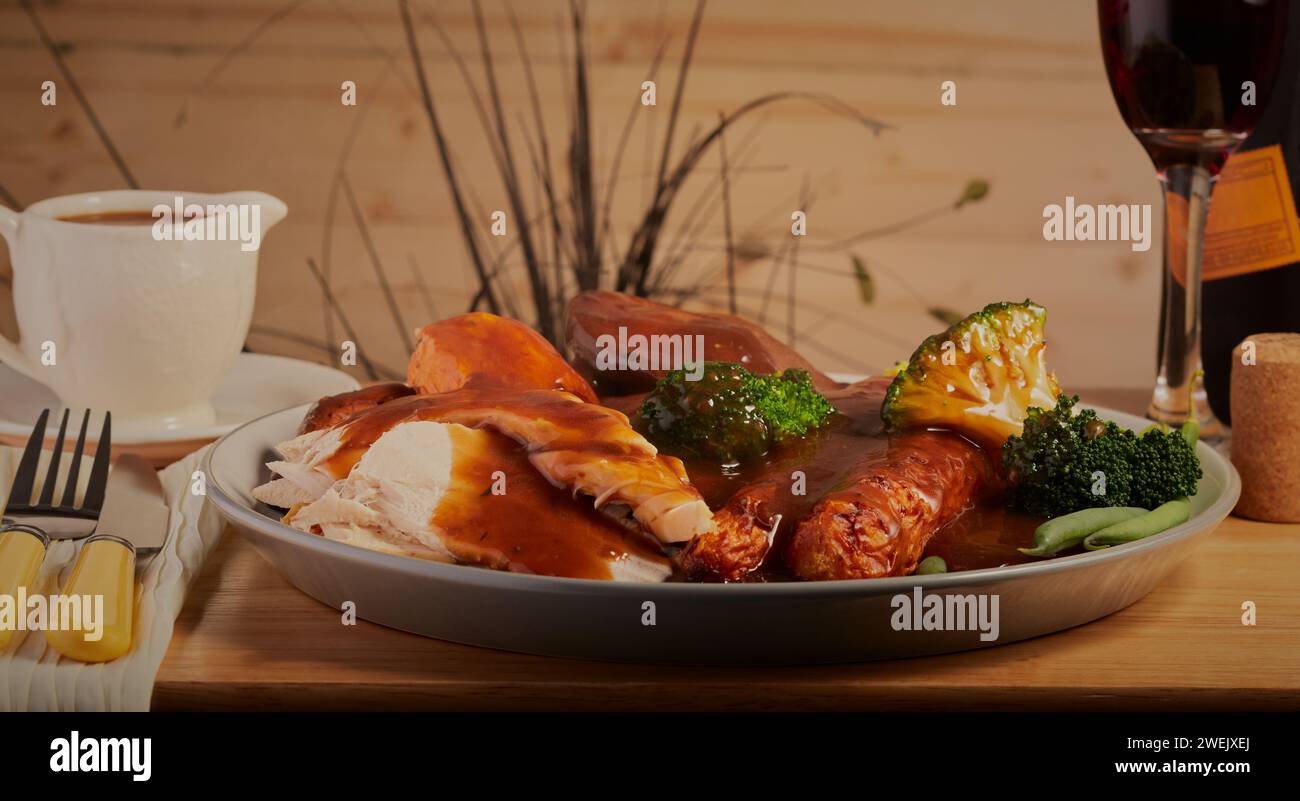 Sunday roast dinner table hi-res stock photography and images - Alamy