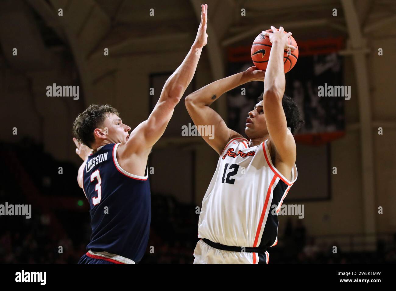 Oregon State forward Michael Rataj (12) shoots over Arizona guard Pelle ...