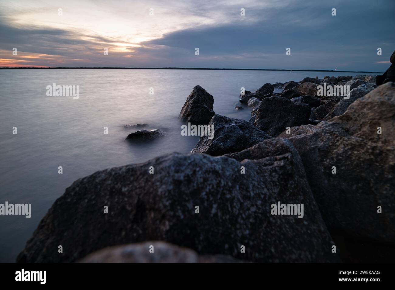 Serene backdrop of water hi-res stock photography and images - Alamy