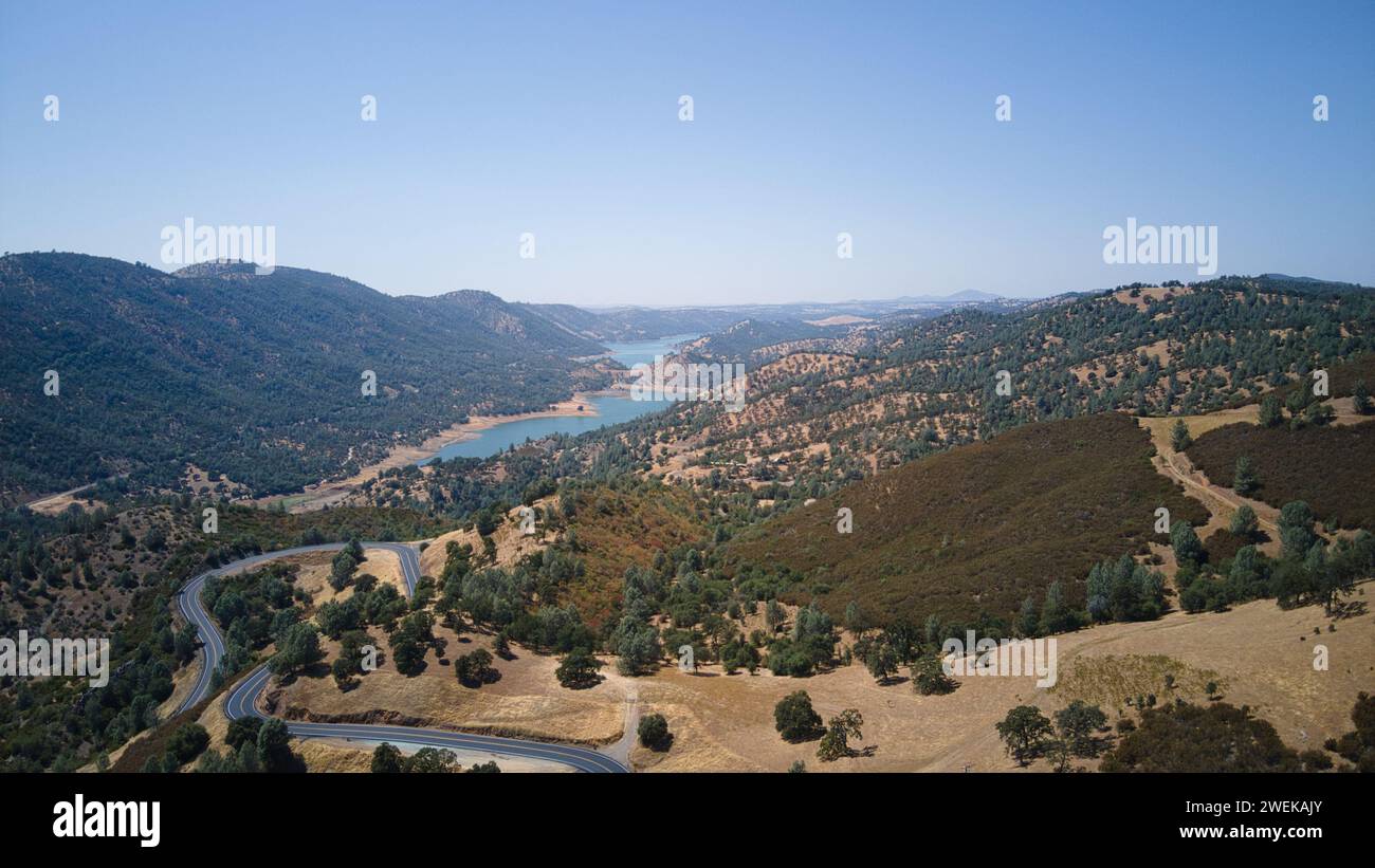 Mountainside nature hi-res stock photography and images - Alamy