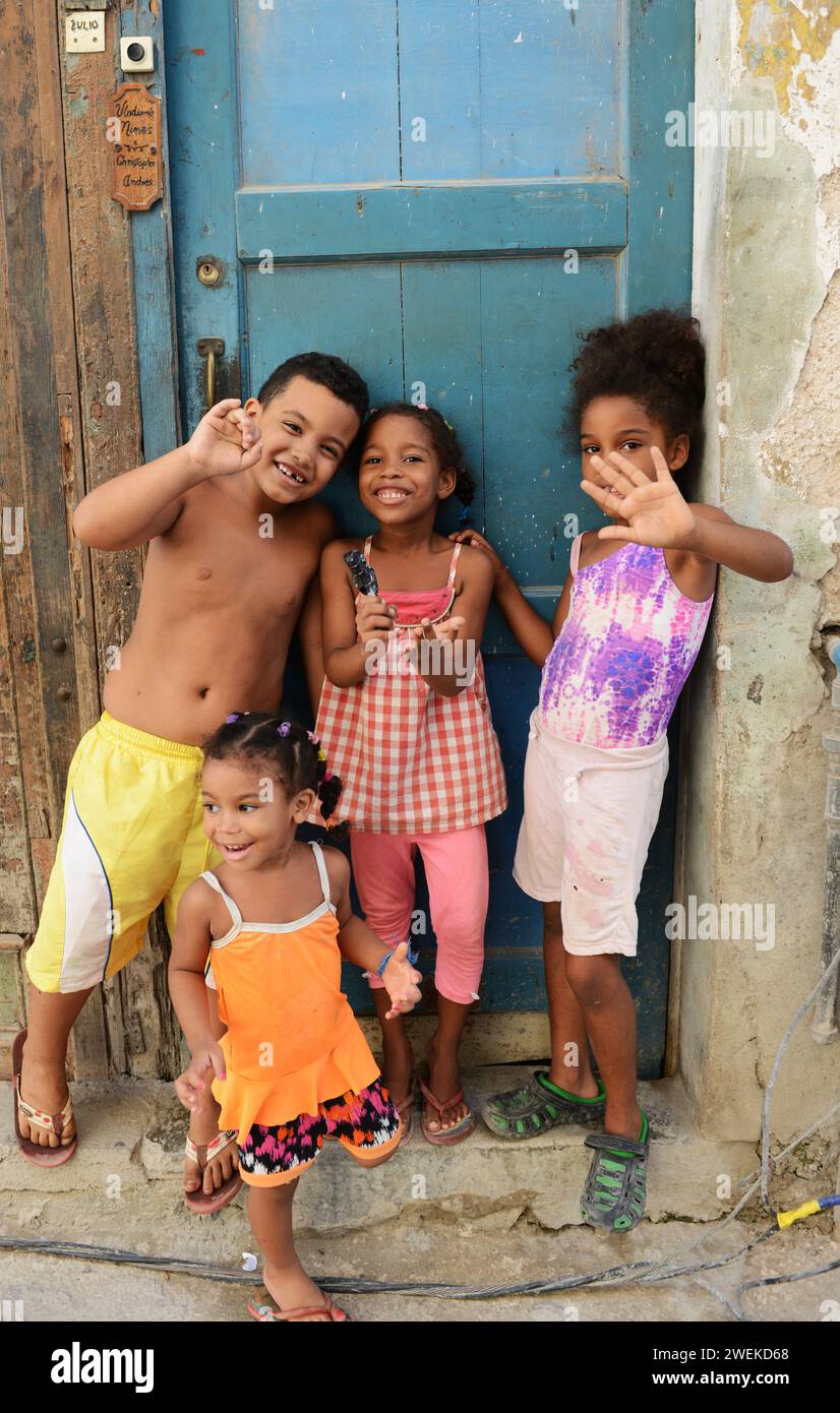 Cuban boy girl hi-res stock photography and images - Alamy