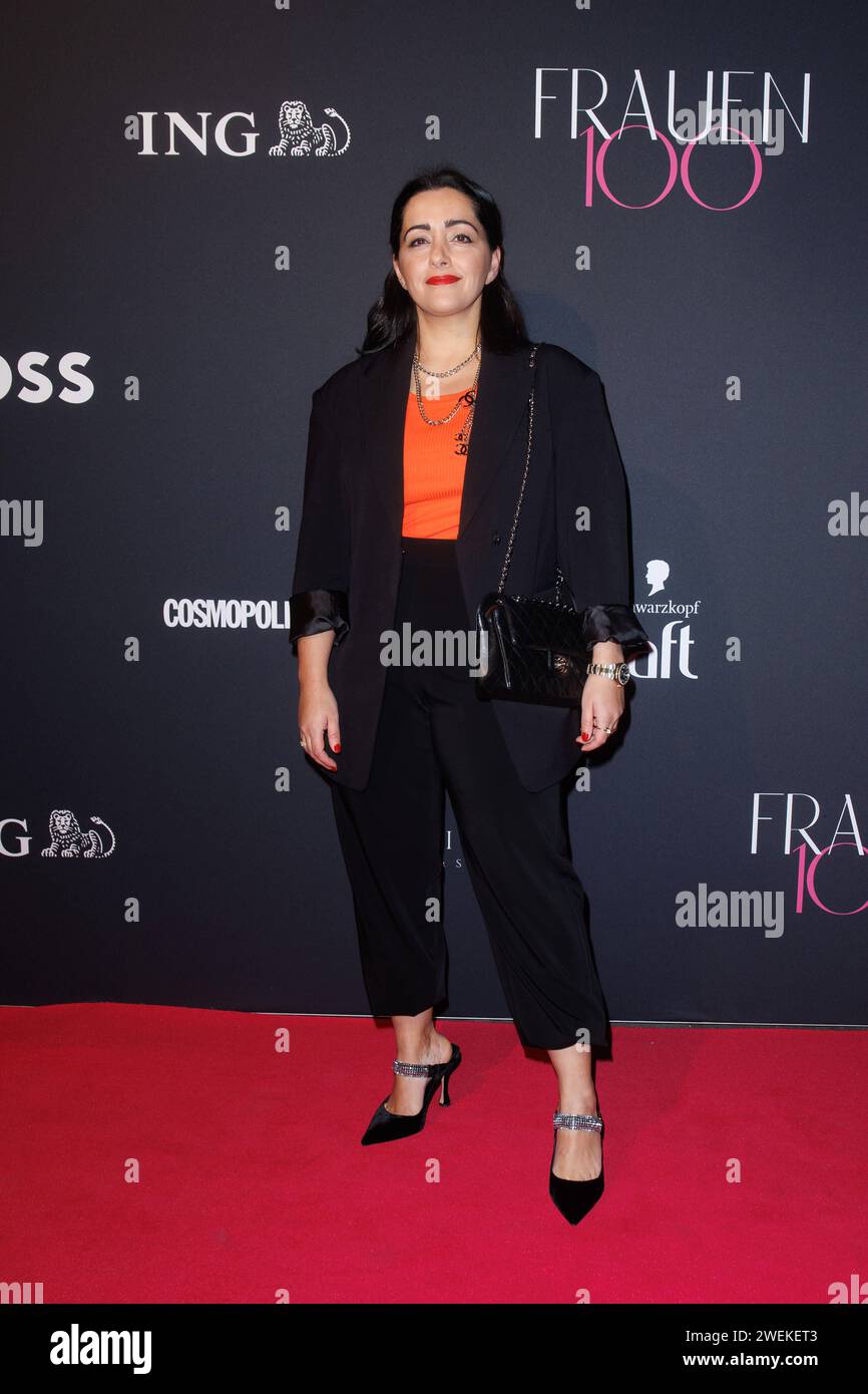 Event - Frauen 100 Elmira Rafizadeh beim Frauen 100 Event im Crackers ...