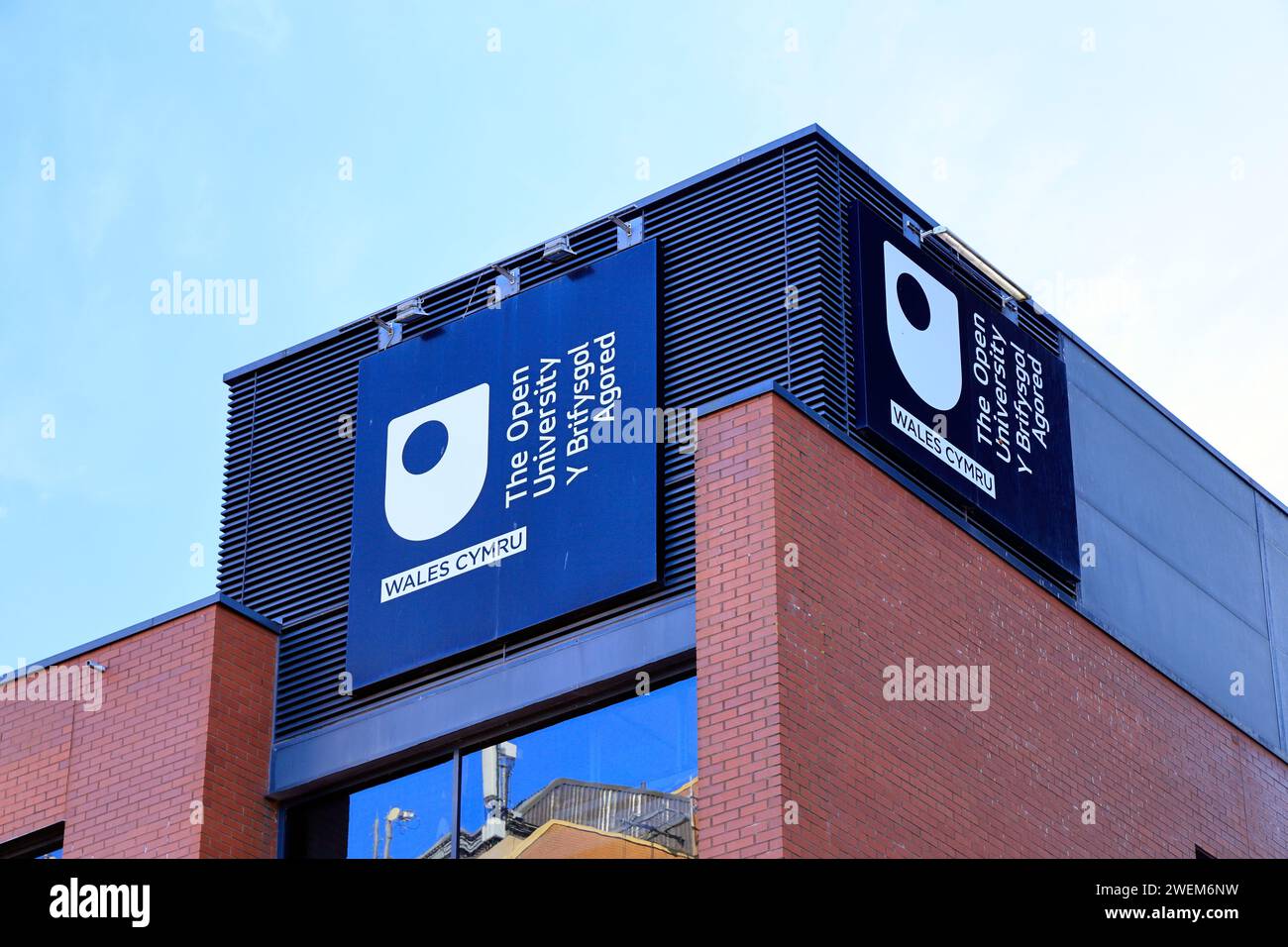 The open university hi-res stock photography and images - Alamy