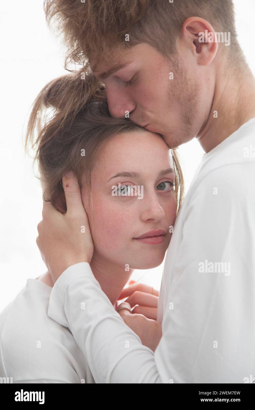 Teen kissing camera hi-res stock photography and images - Alamy