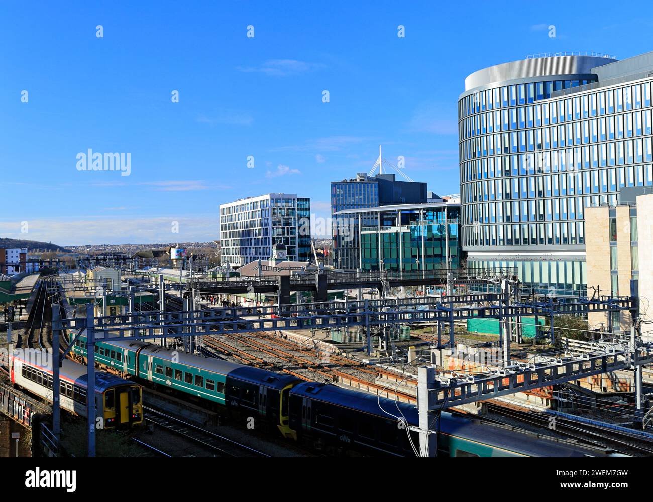 Cardiff central station hi-res stock photography and images - Alamy