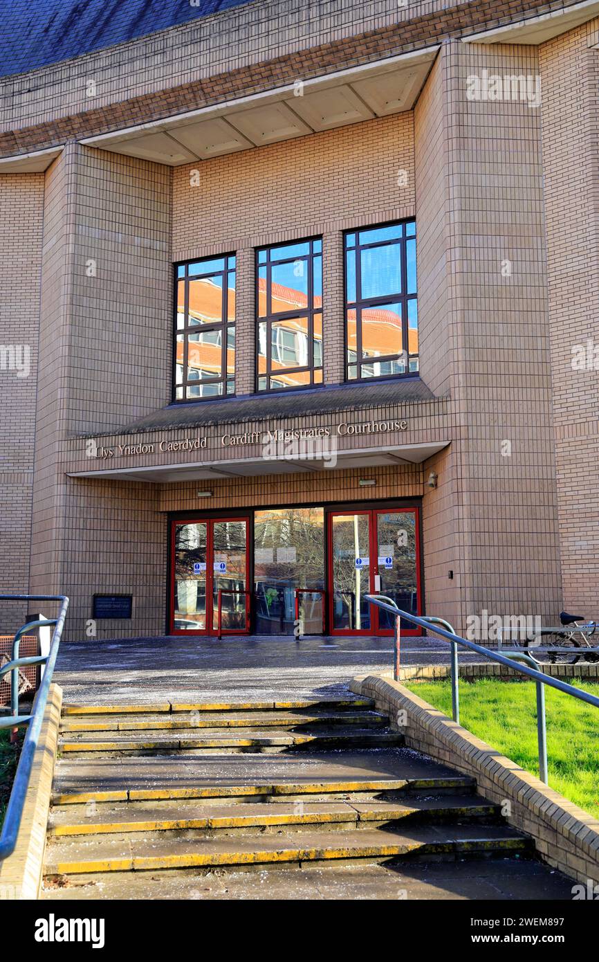 Cardiff magistrates courthouse hi-res stock photography and images - Alamy
