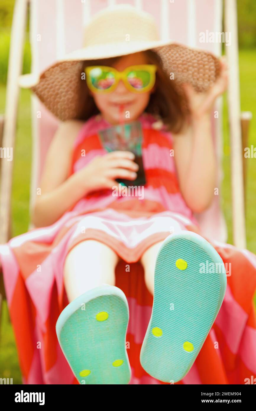 Girl flip flops hi-res stock photography and images - Alamy