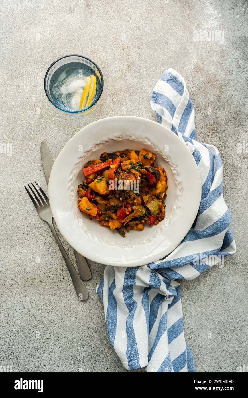Traditional Georgian vegetable stew known Adjapsandali Stock Photo - Alamy