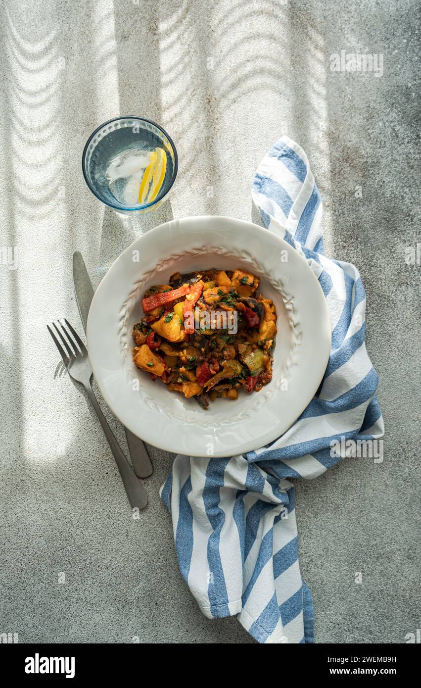 Traditional Georgian vegetable stew known Adjapsandali Stock Photo - Alamy
