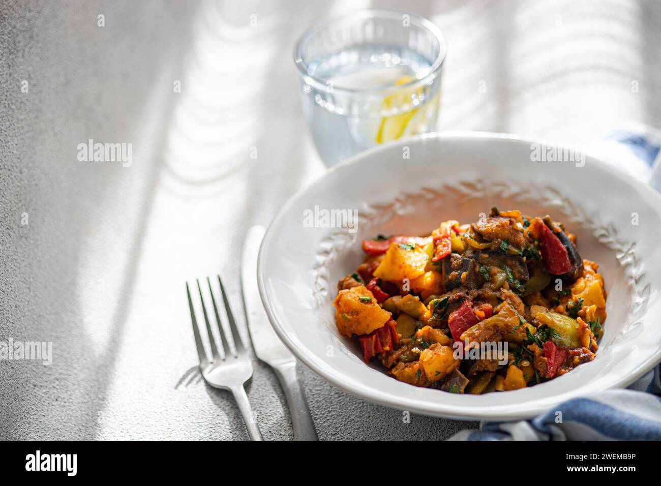 Traditional Georgian vegetable stew known Adjapsandali Stock Photo - Alamy