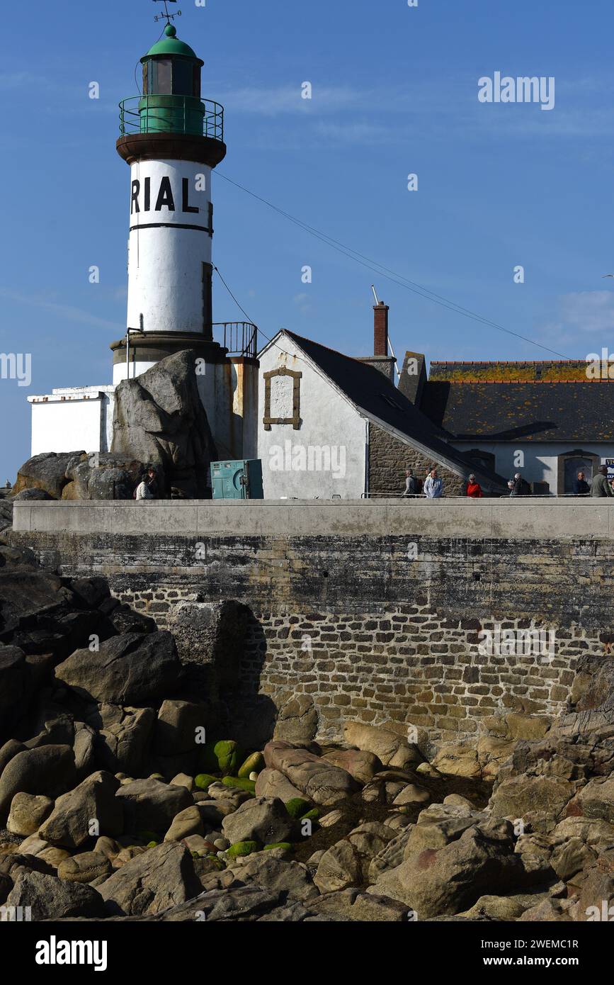 Phare de Men Brial, lighthouse, Ile-de-Sein, Finistere, Bretagne ...