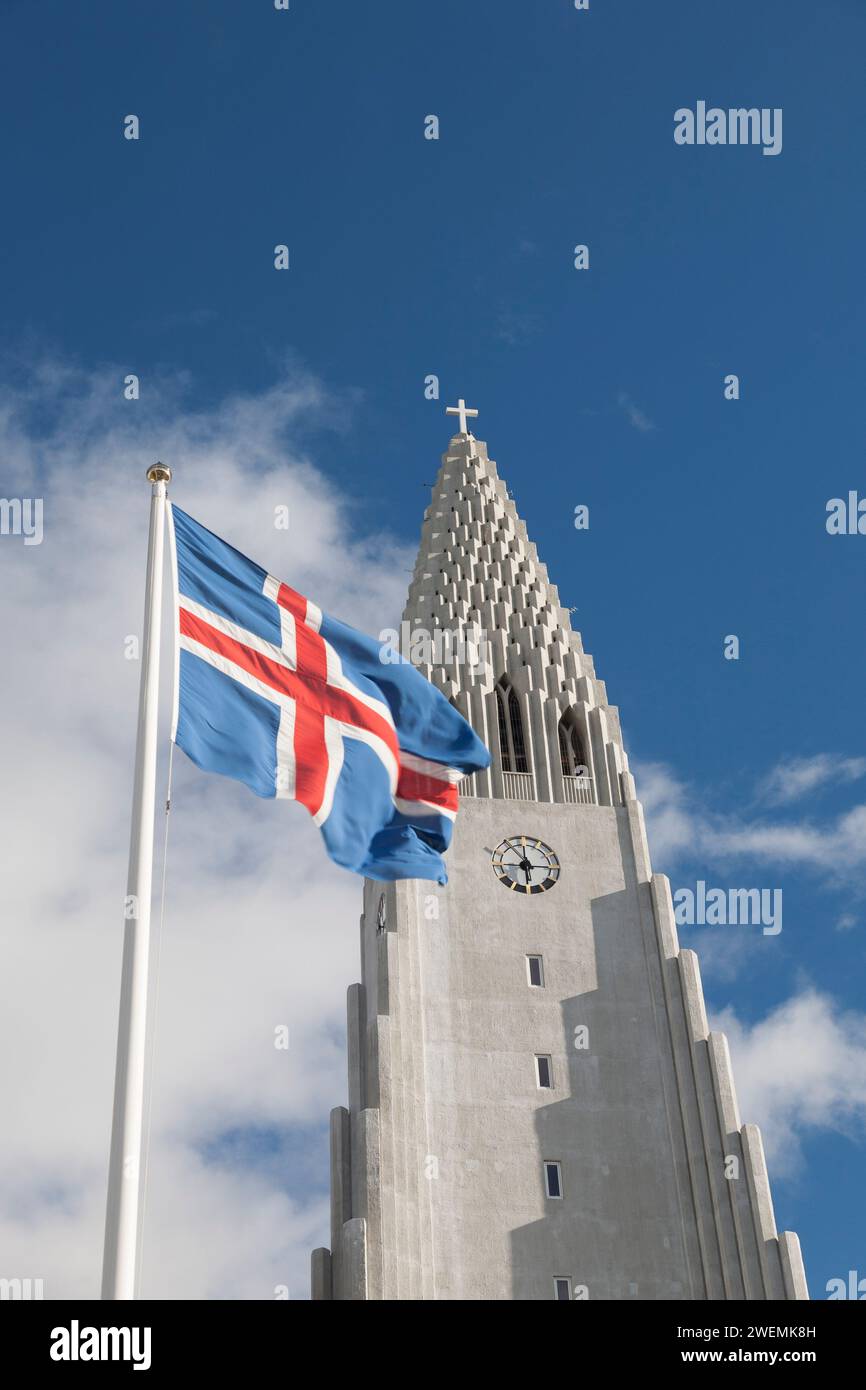 Reykjavik hallgrimskirkja clock hi-res stock photography and images - Alamy