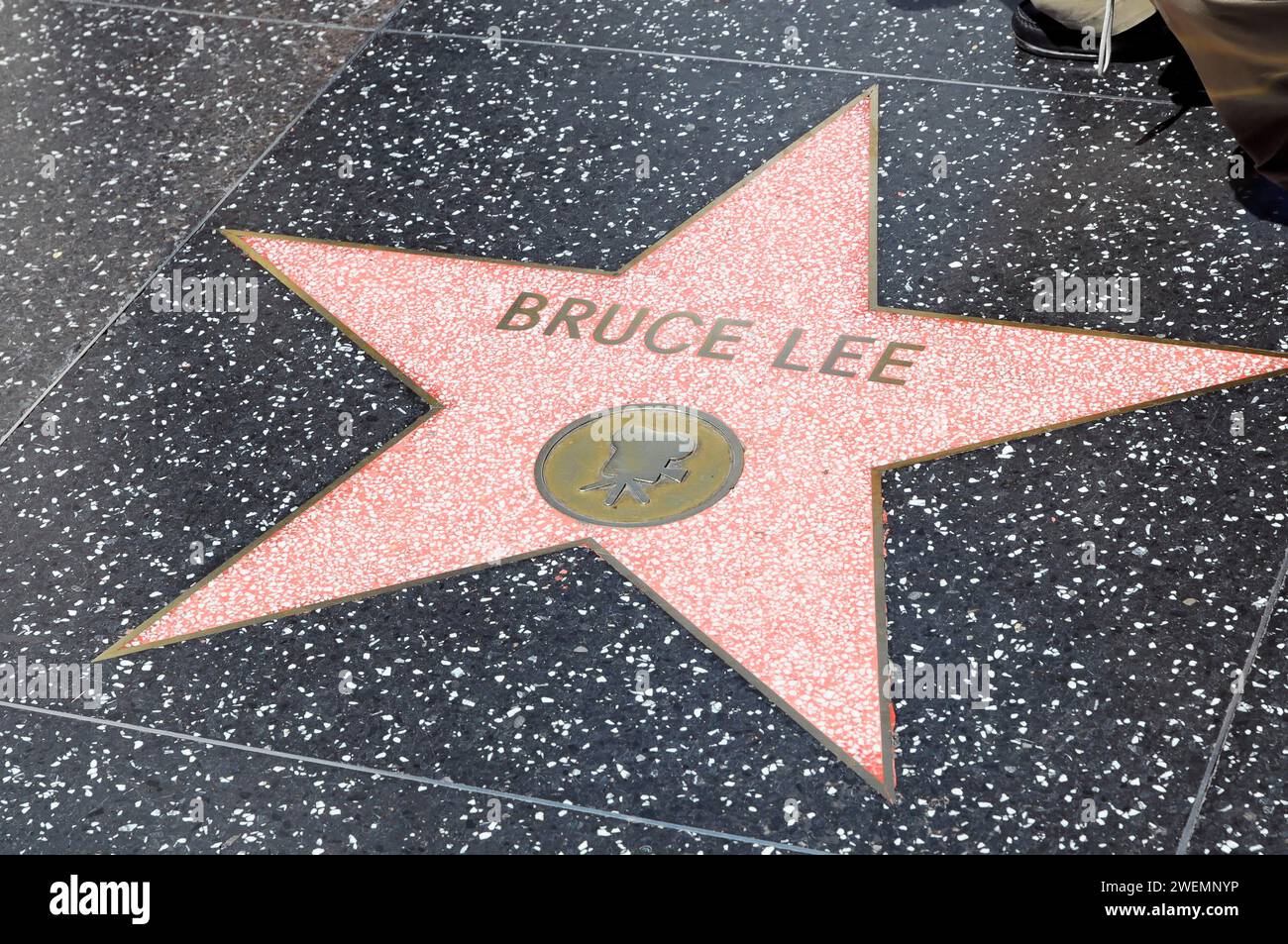 Bruce lee fight hi-res stock photography and images - Alamy