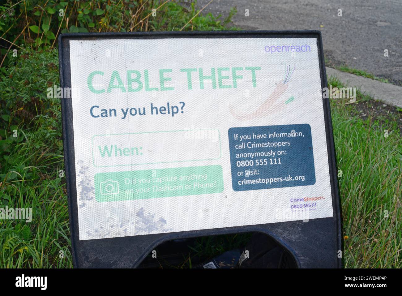 Prevent theft sign hi-res stock photography and images - Alamy