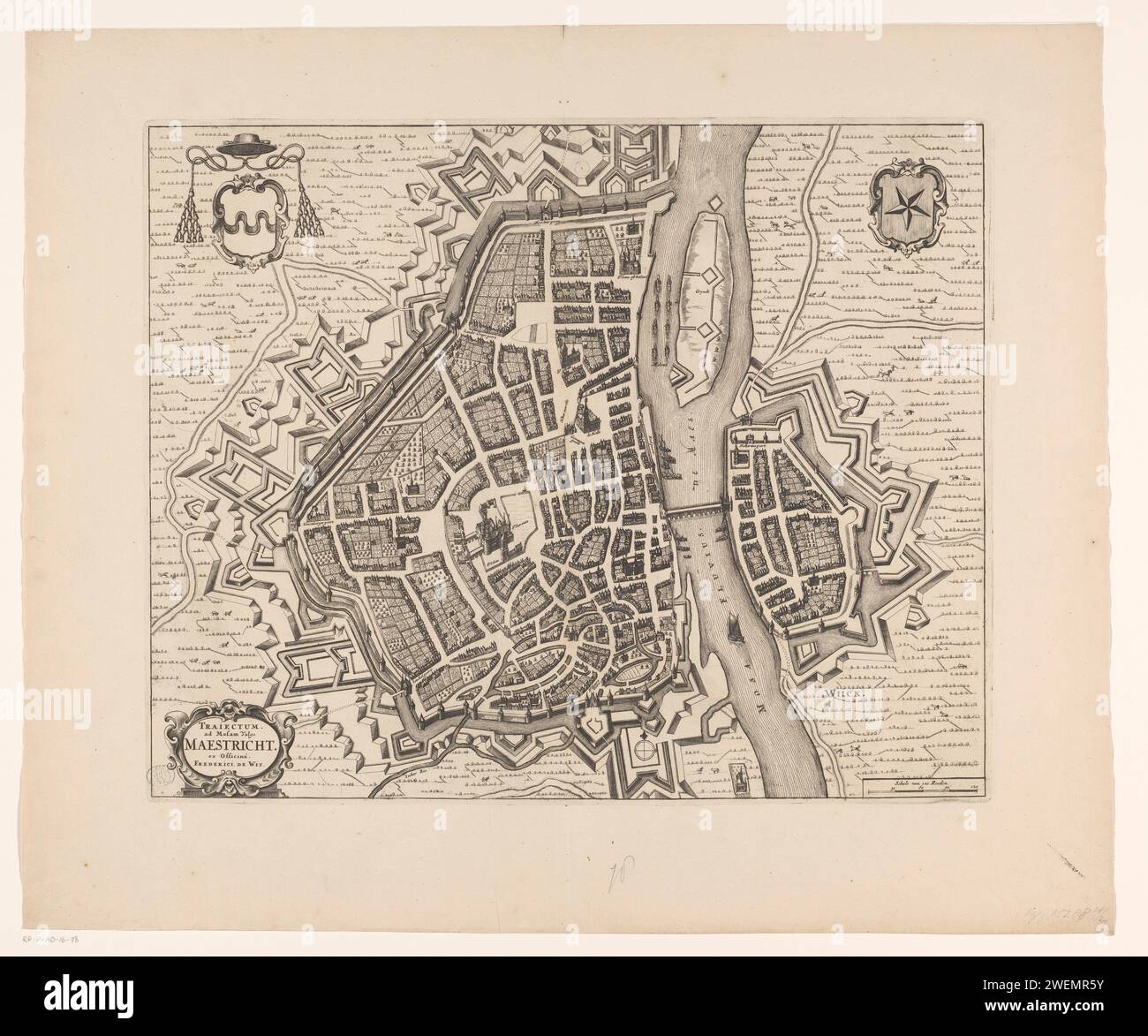 Map of Maastricht, Anonymous, c. 1700 - c. 1710 print Map of Maastricht in a nutshell ...