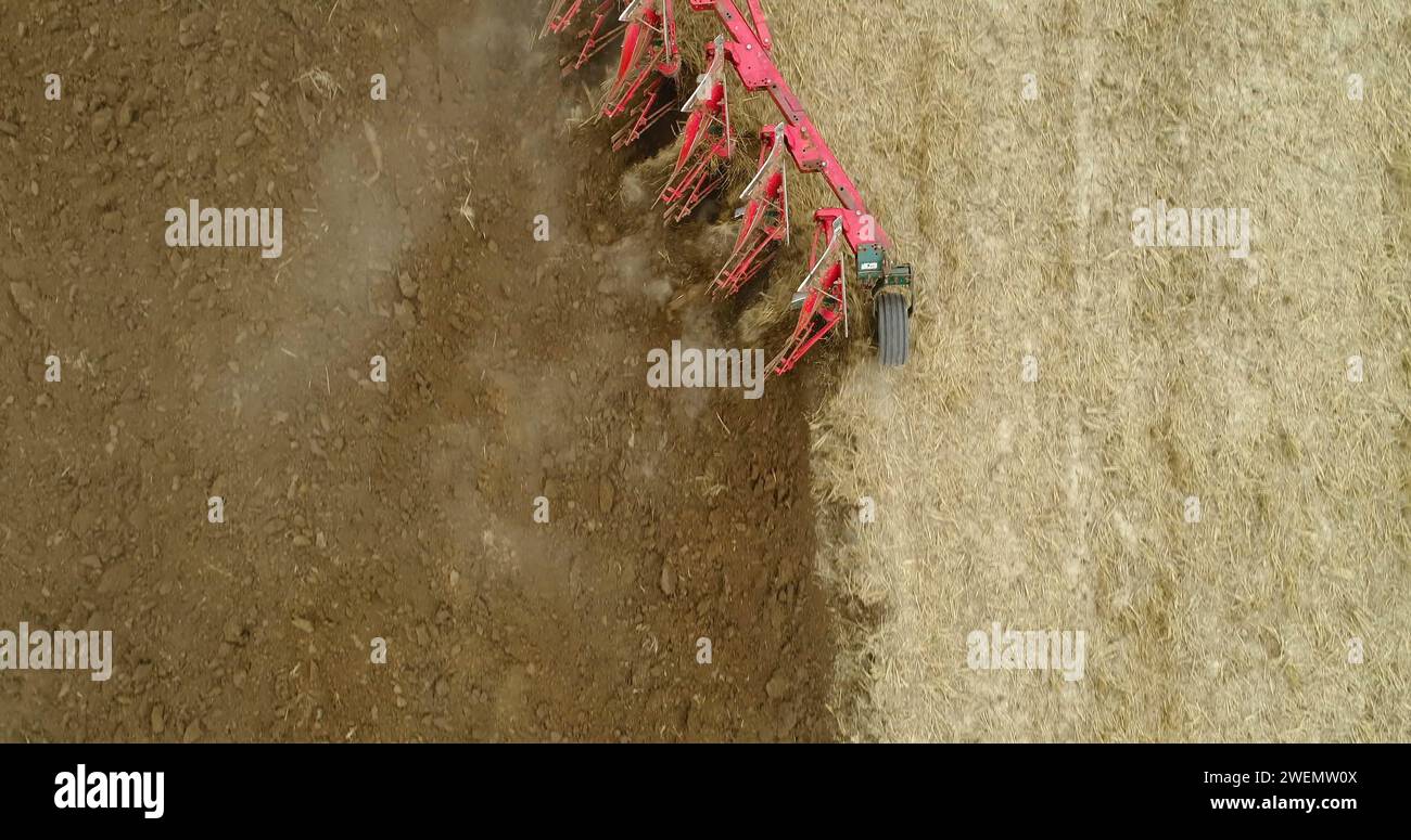 Cultivating field - Agriculture background Stock Photo - Alamy