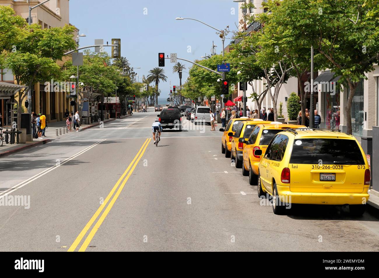 Los angeles taxis hi-res stock photography and images - Alamy