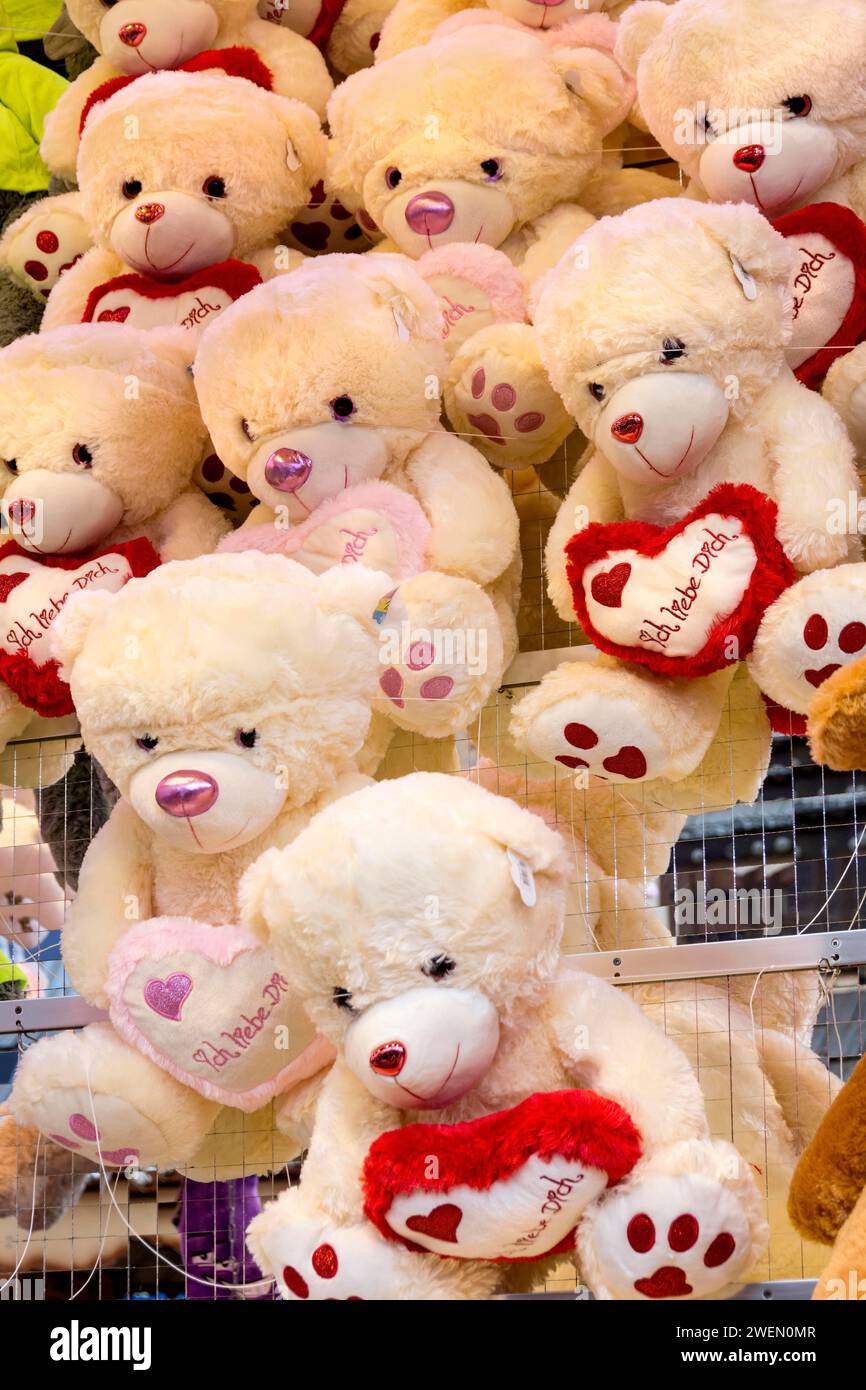 Teddy bears, cuddly toys with heart, I love you, prizes, raffle prizes ...