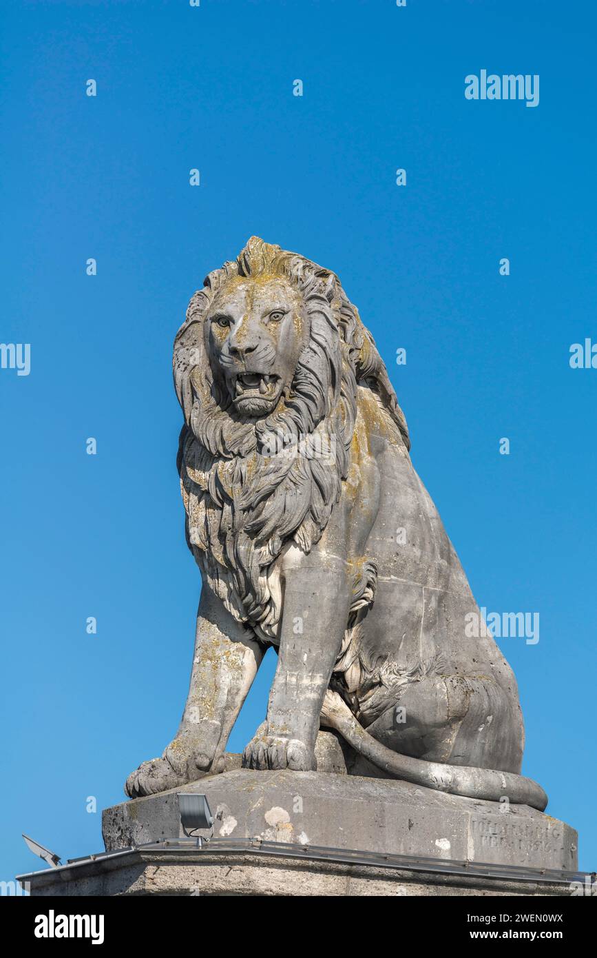 Lindau on Lake Constance, Bavarian lion at the seaport, landmark ...