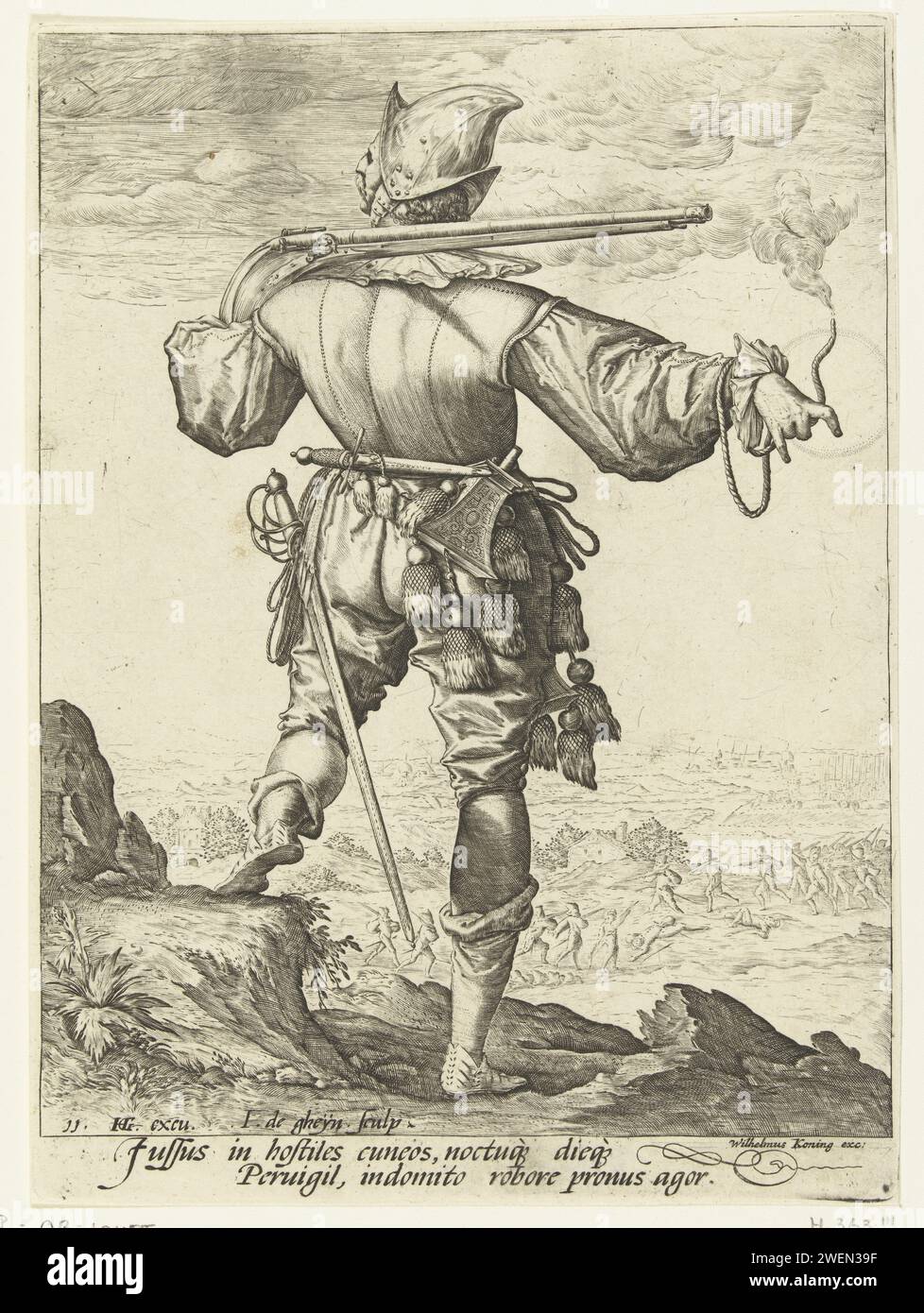 Soldiers fighting over the shoulder hi-res stock photography and images ...