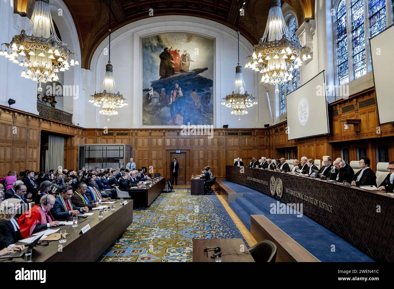 THE HAGUE - President Donoghue and other judges during a ruling by the ...