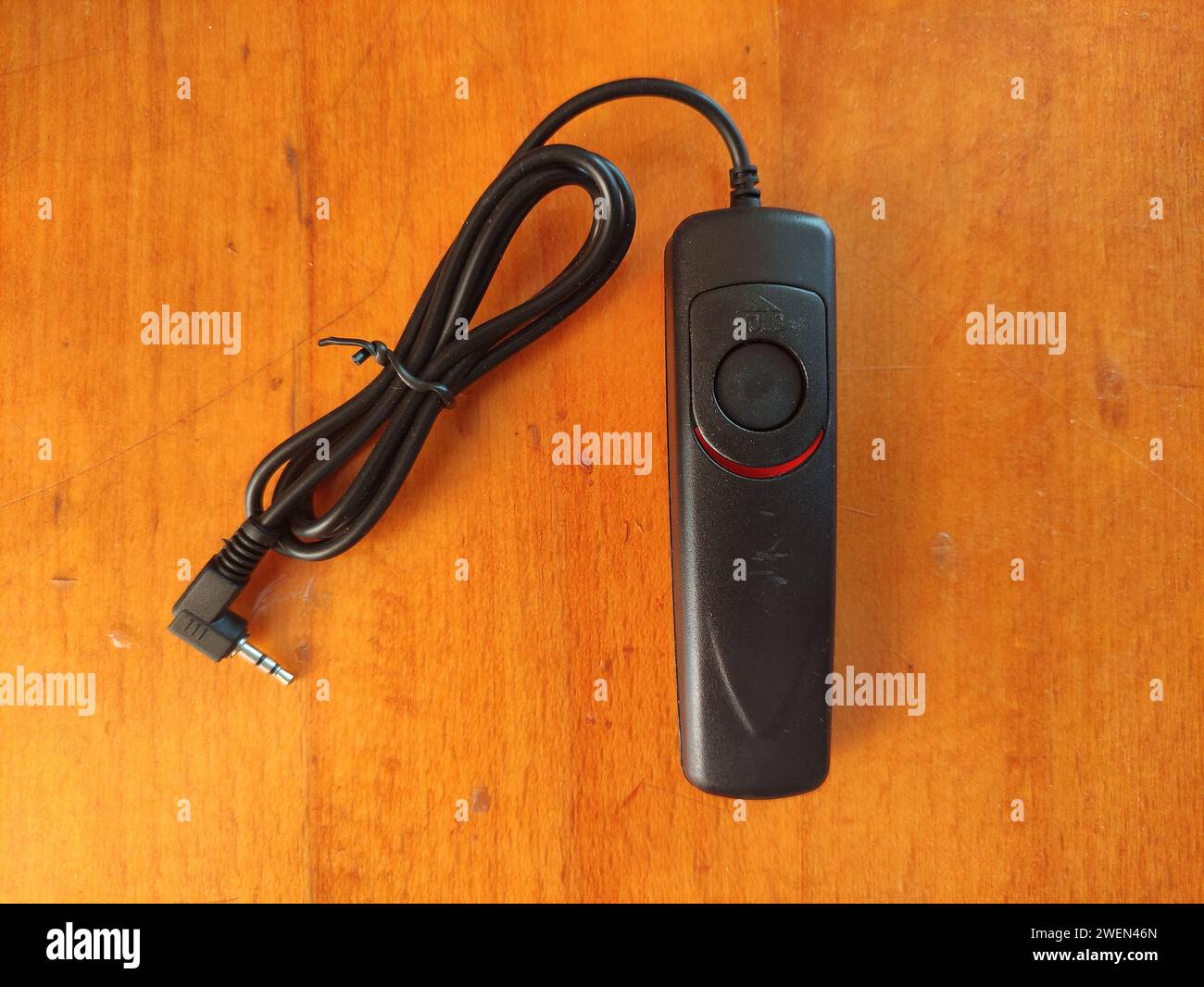 Wired camera hi-res stock photography and images - Alamy