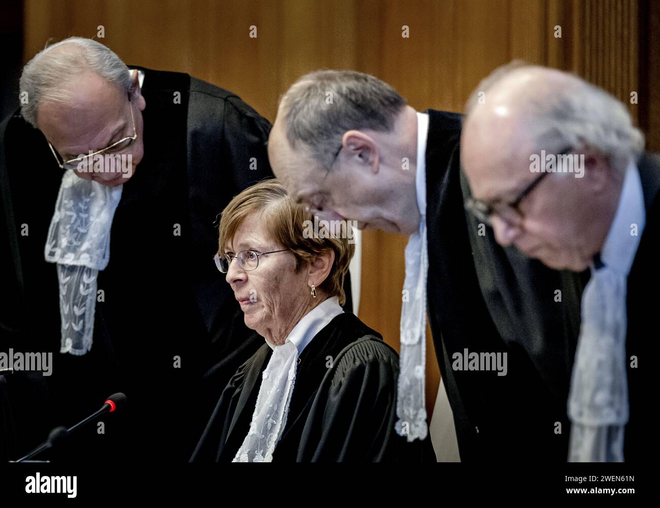THE HAGUE - President Donoghue (2nd L) and other judges during a ruling ...