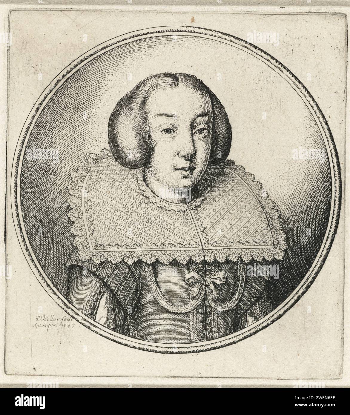 Stiff lace collar hi-res stock photography and images - Alamy