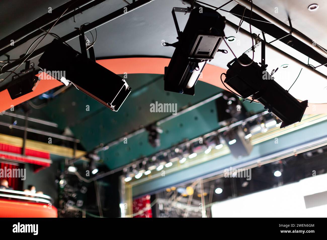theater flood lights above stage Stock Photo - Alamy