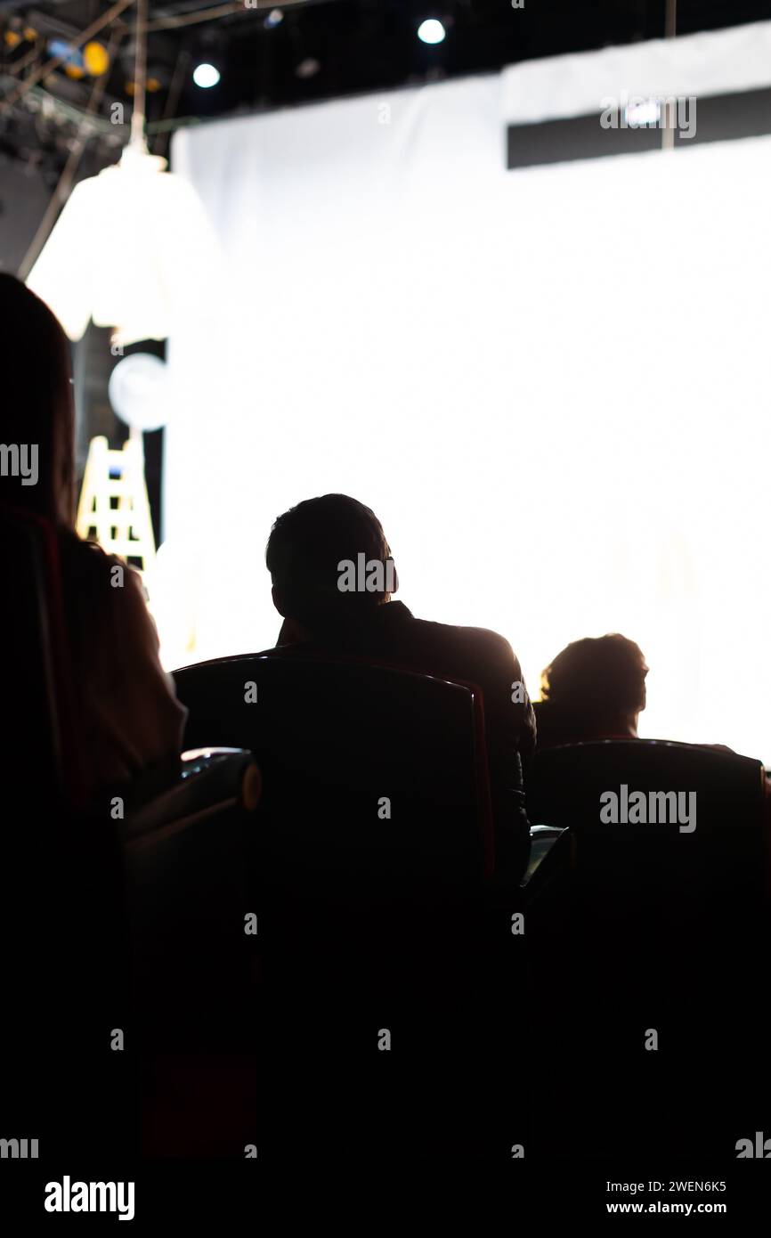 Audience watching stage drama hi-res stock photography and images - Alamy