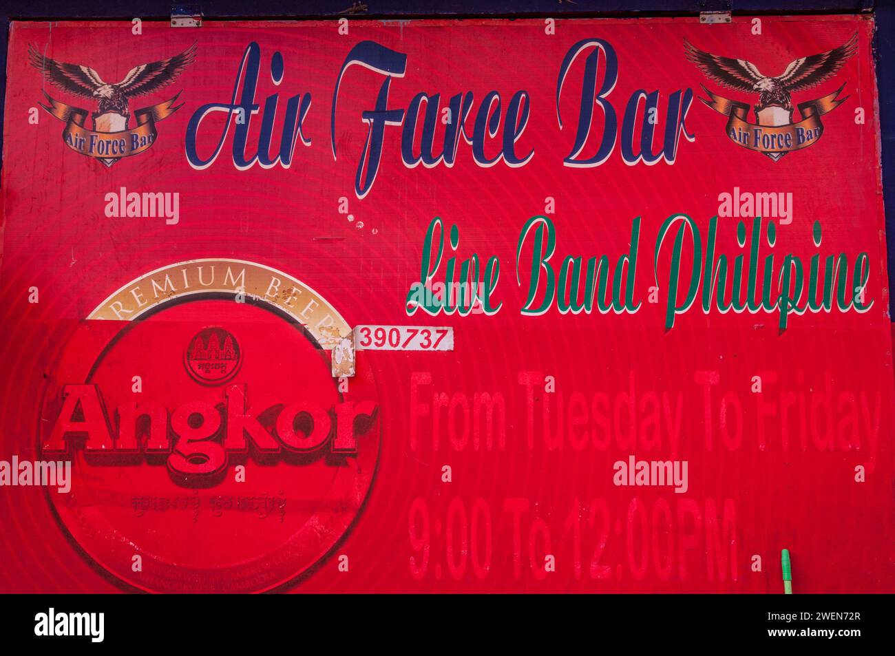 Girly bar sign hi-res stock photography and images - Alamy