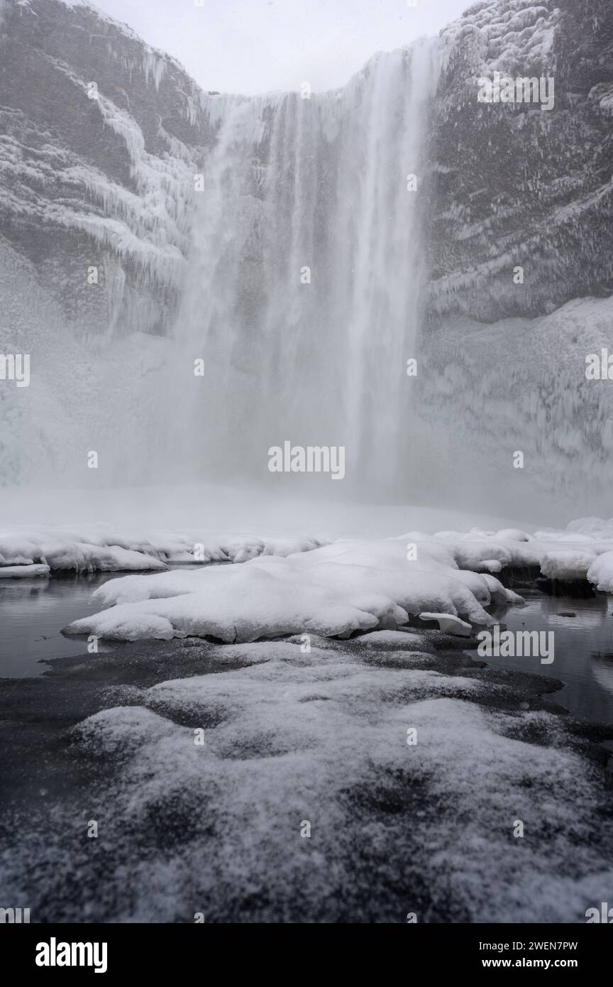 Icelandicwaterfall hi-res stock photography and images - Alamy
