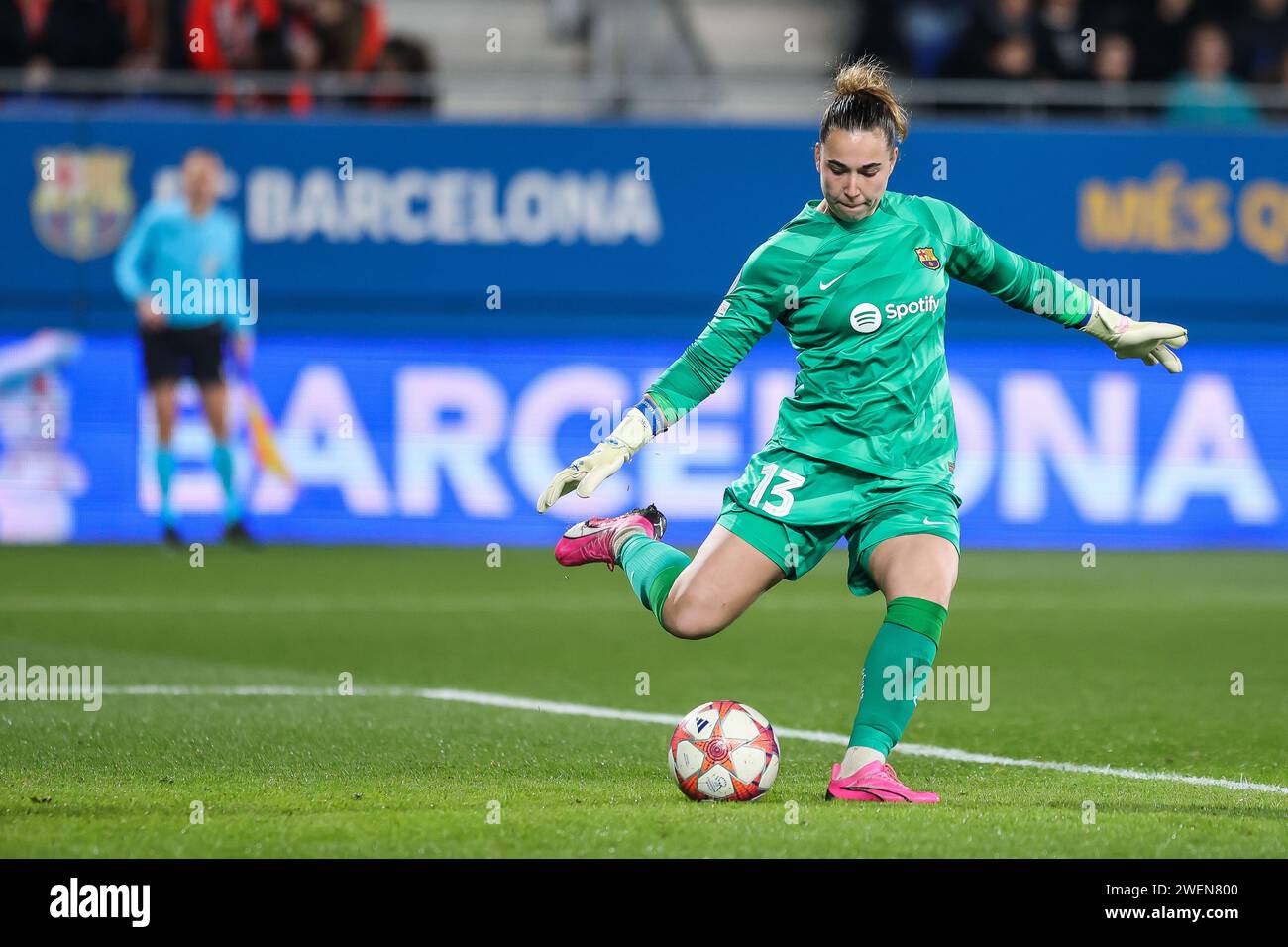 Barcelona, Spain. 25th Jan, 2024. Goalkeeper Catalina Coll (13) of FC ...