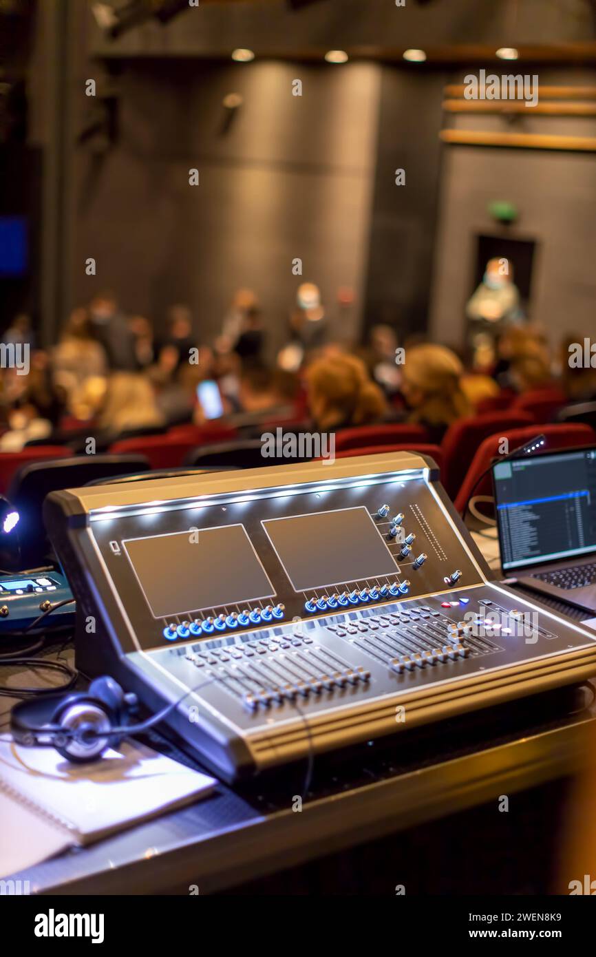 Mixing desk theatre hi-res stock photography and images - Alamy