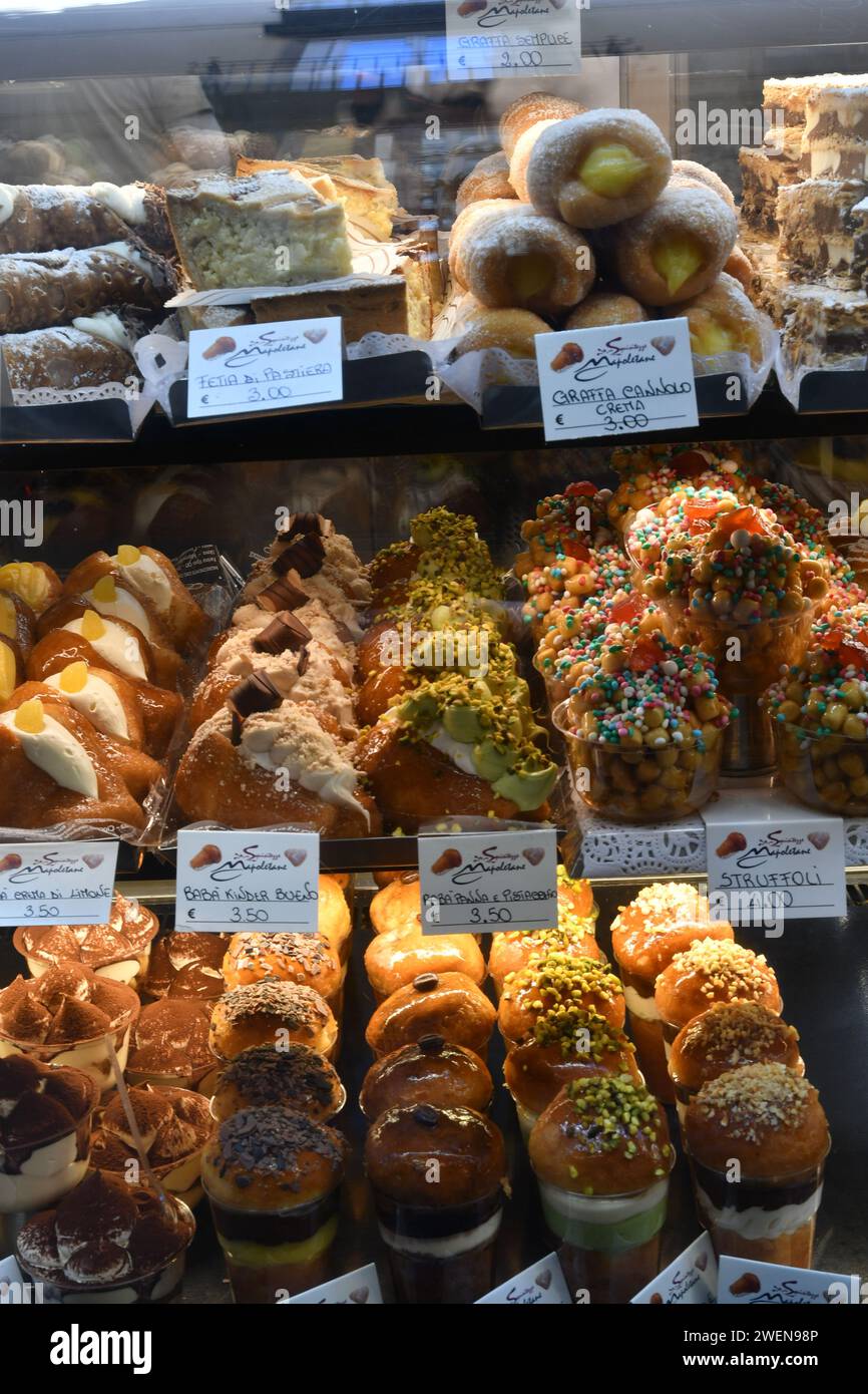 Market naples pastry hi-res stock photography and images - Alamy