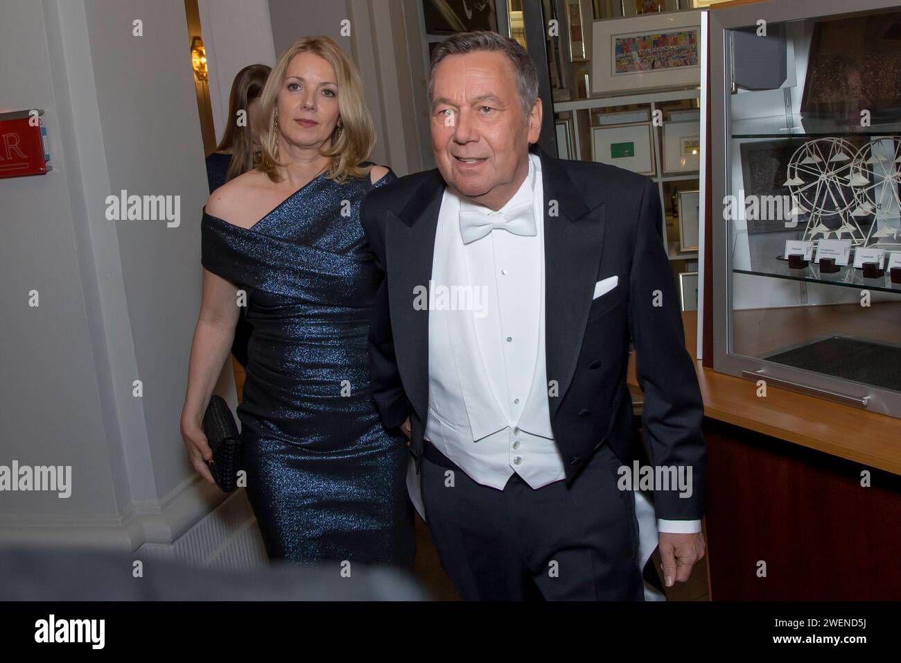 Sänger Roland Kaiser kommt mit Frau Silvia zum VIP Empfang des 13 ...