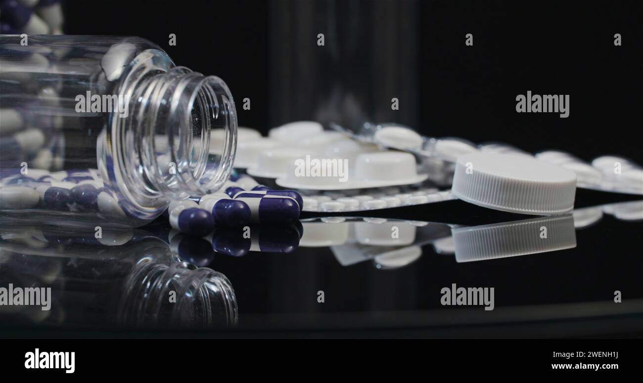 Medical tablets and pills, pharmaceutical industry Healthcare ...