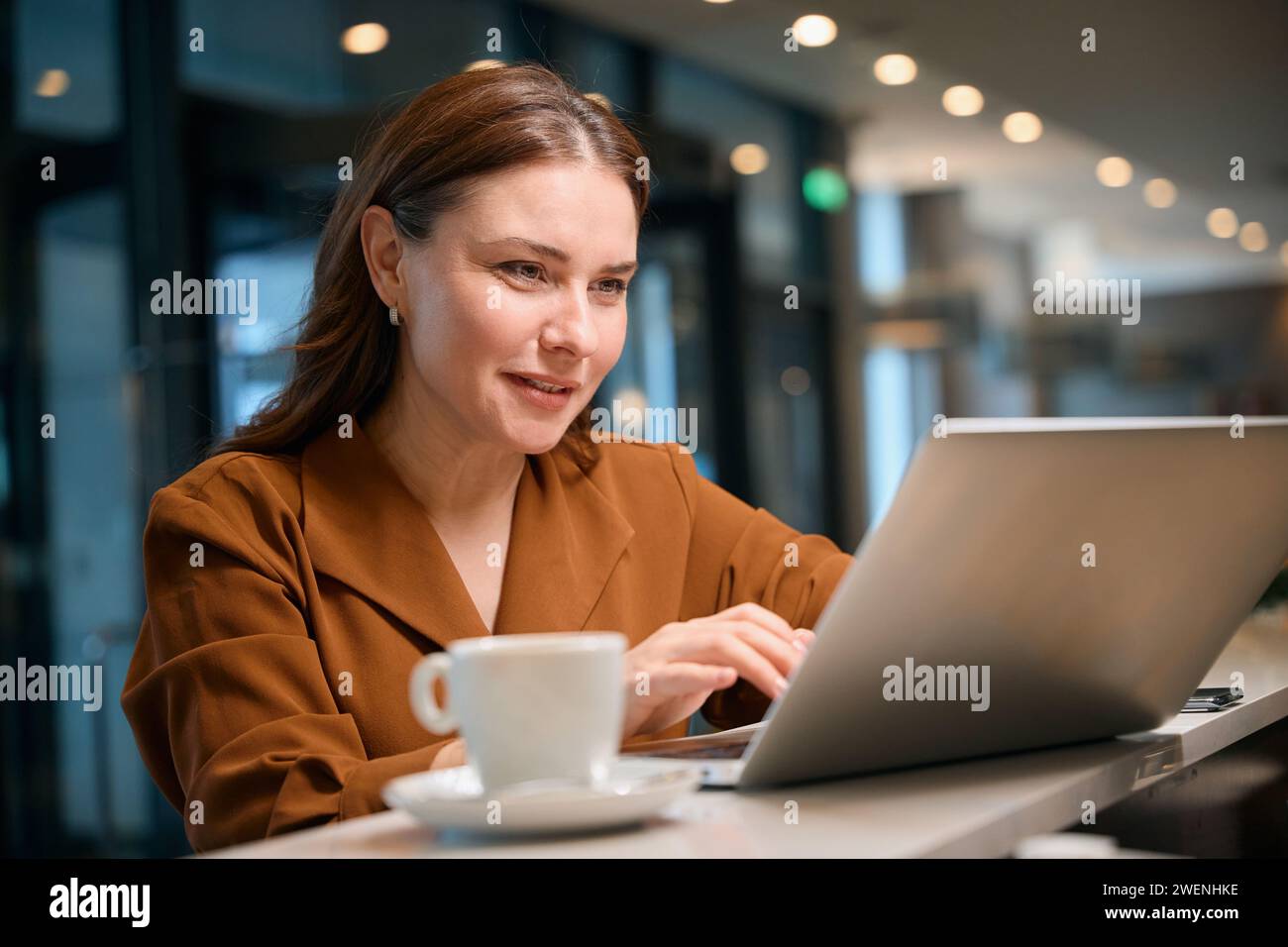 Attentively typing hi-res stock photography and images - Alamy