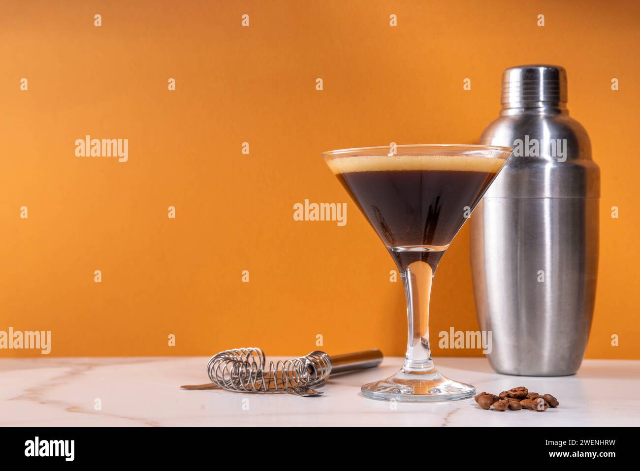 Alcohol espresso martini cocktail hi-res stock photography and images ...