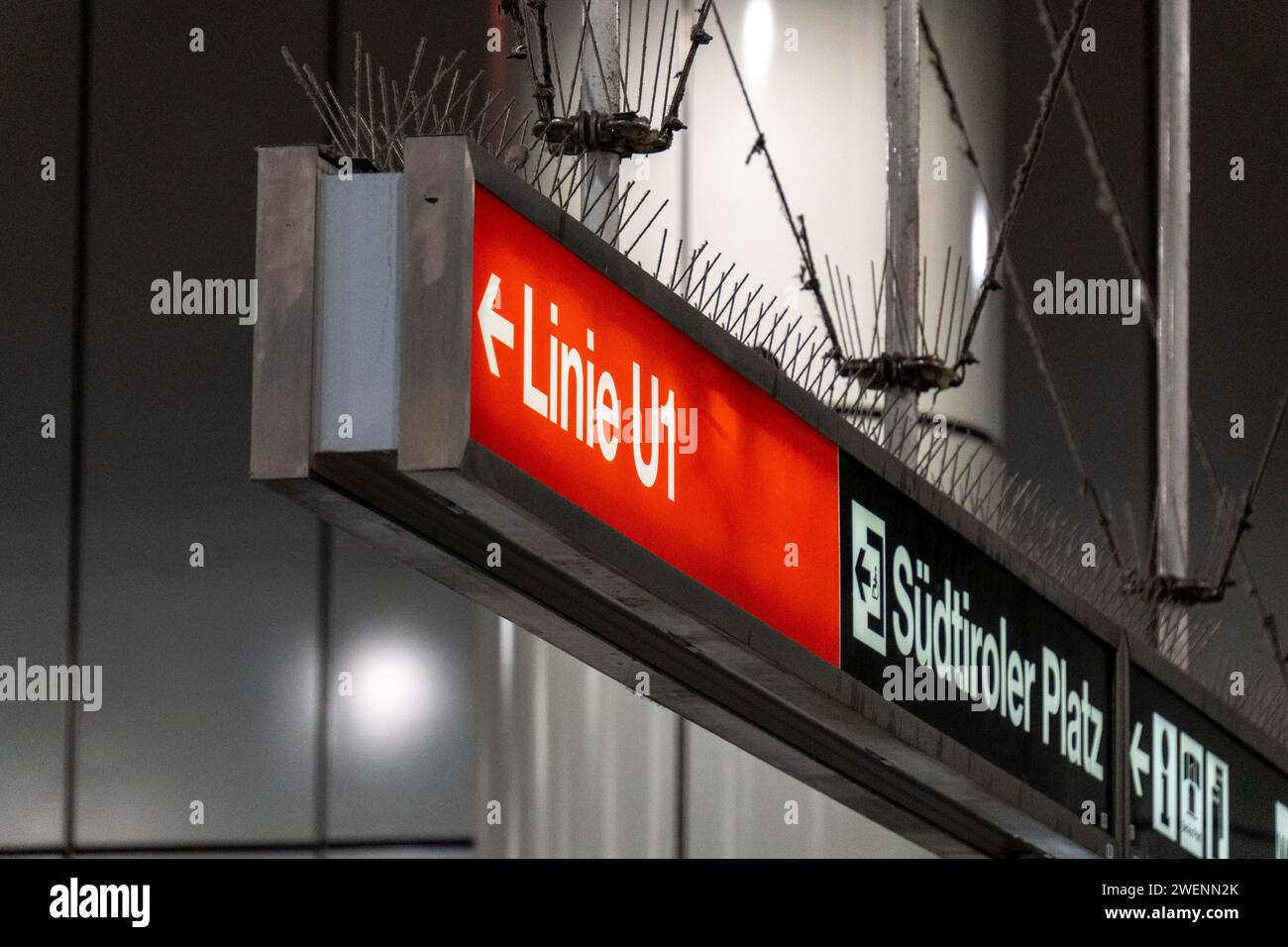 Wien vienna underground line hi-res stock photography and images - Alamy