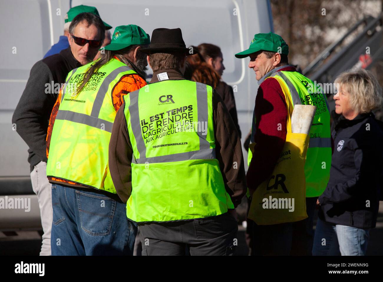 Compensation standards hi-res stock photography and images - Alamy