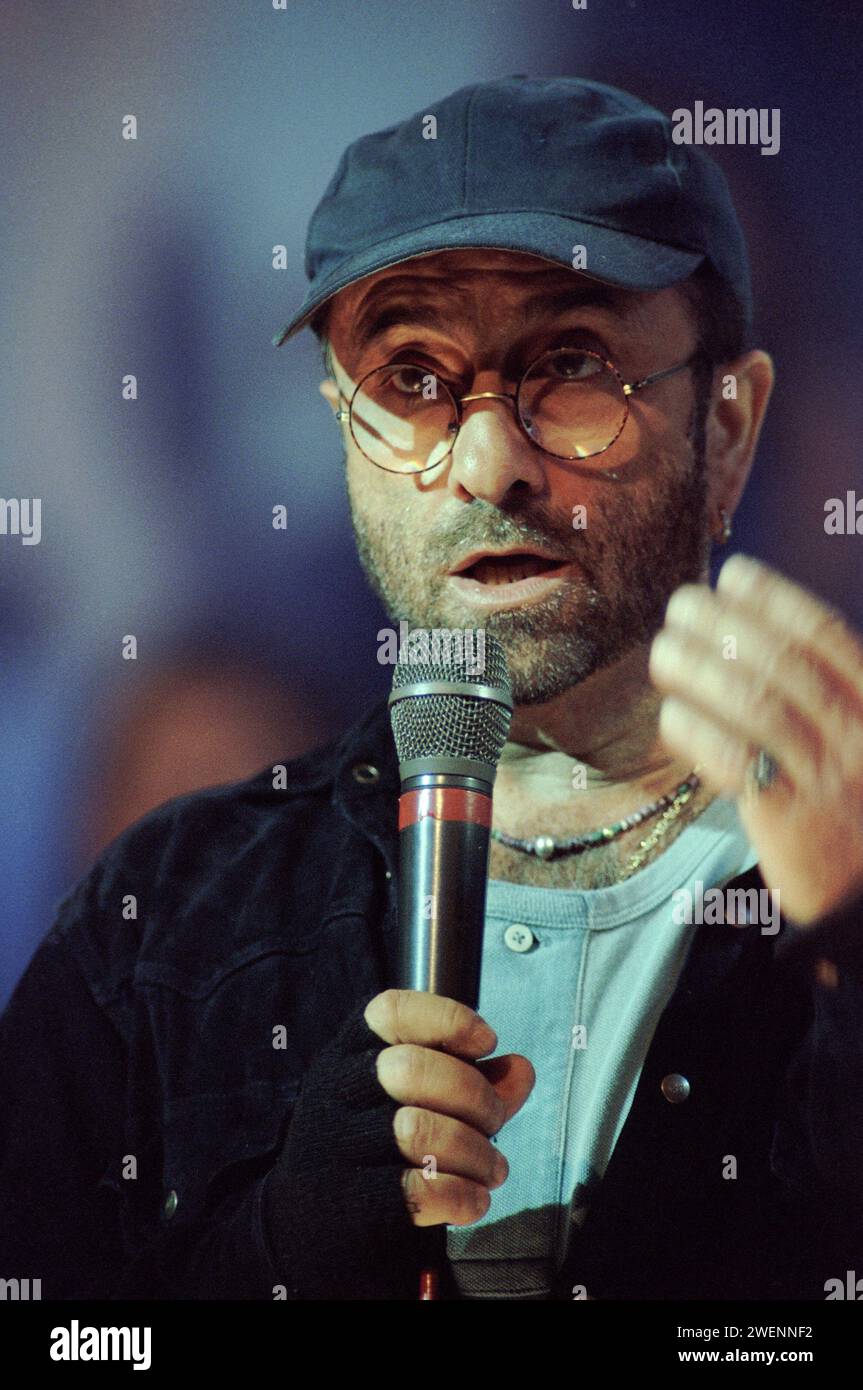 Lucio dalla the photographs hi-res stock photography and images - Alamy