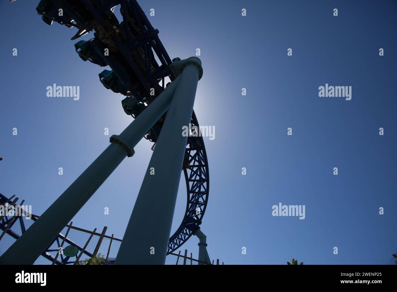 Theme park rides hi-res stock photography and images - Alamy