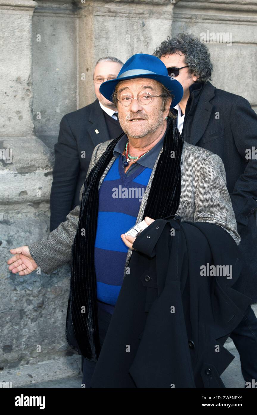 Milan Italy 2009-11-10: Lucio Dalla ,Italian singer,in Piazza Della ...
