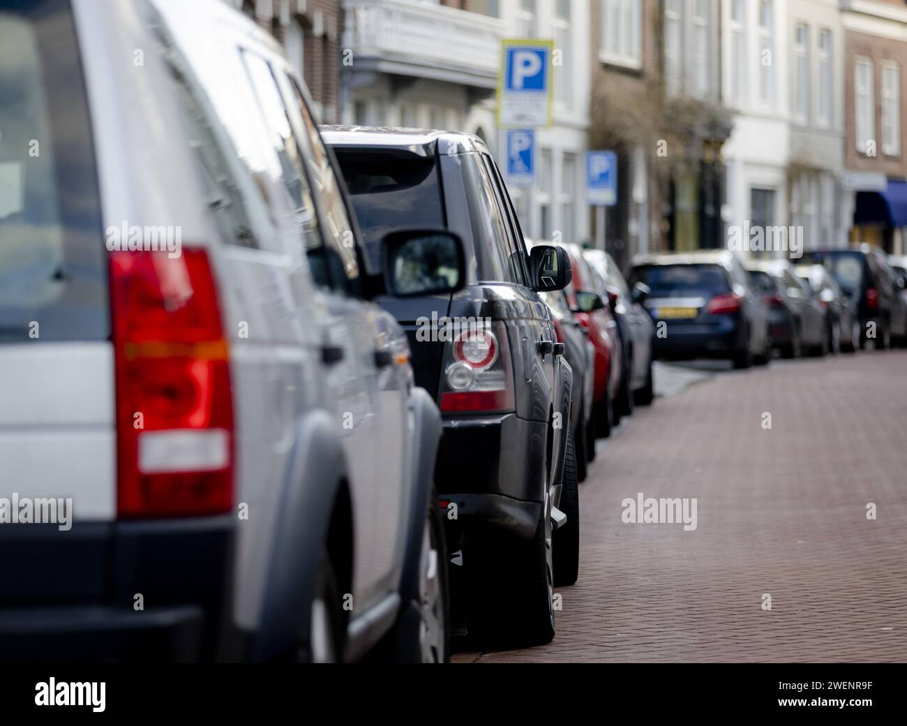 Every city has a big wheel hi-res stock photography and images - Alamy