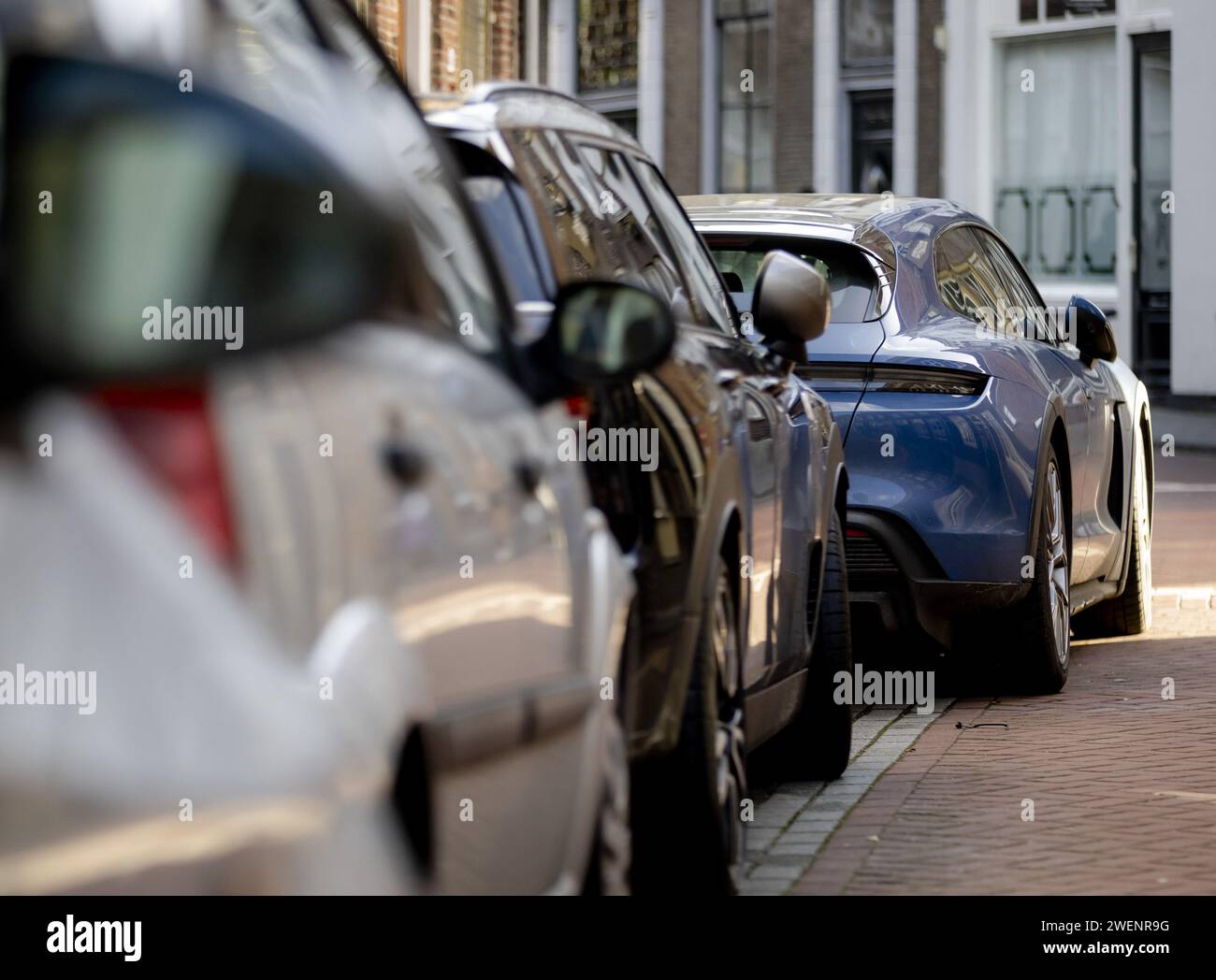 Every city has a big wheel hi-res stock photography and images - Alamy