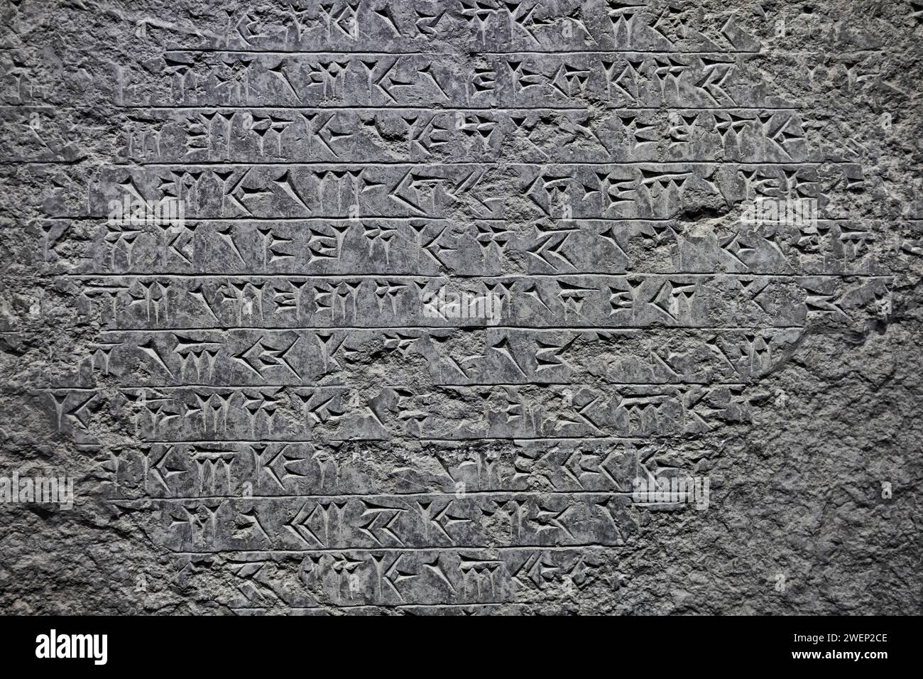 Old persian cuneiform hi-res stock photography and images - Alamy