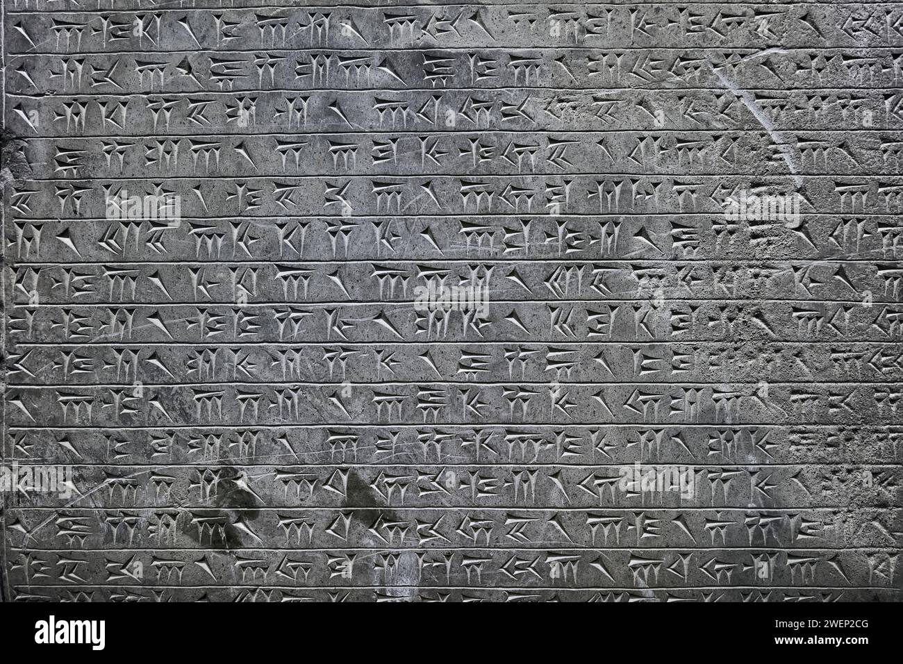 Old persian cuneiform hi-res stock photography and images - Alamy