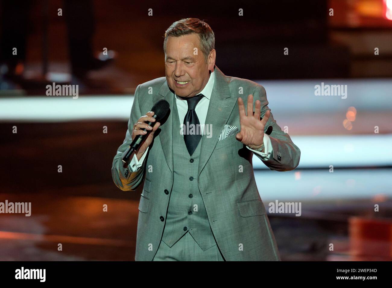 Auftritt von Sänger Roland Kaiser in der ZDF Livesendung Willkommen bei ...